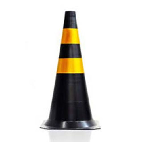CONE DE SEGURANCA PRETO/AMARELO 75CM PLASTCOR